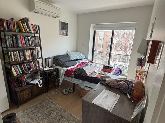Sunny room in Bushwick 2BR