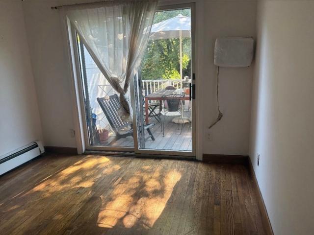 Sunny Room in Ridgewood