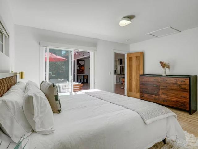 Sunny room in Venice