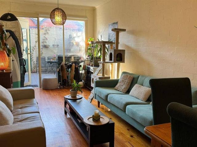 Sunny St Kilda Room Private Terrace