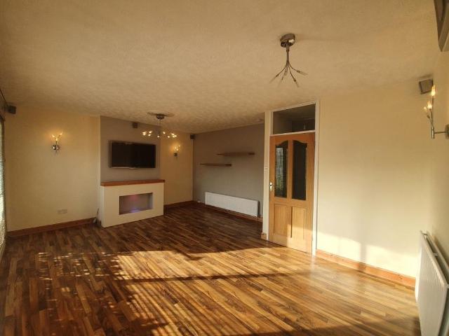 Sunnybank Avenue, Coventry, CV3 4DQ, Stonehouse Estate