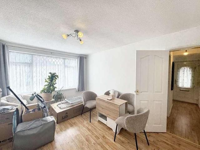 Sunnybank Avenue, Coventry, CV3