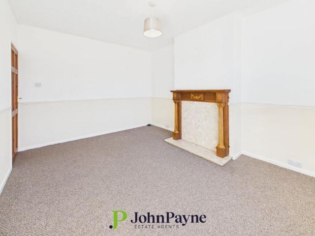 Sunnybank Avenue, Stonehouse Estate, Coventry, CV3 4DQ