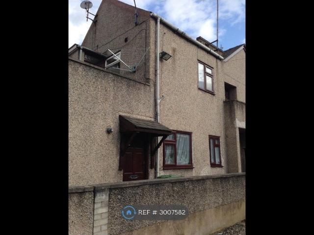 Sunnybank, Knottingley WF11, Studio to rent, £520 pcm | PrimeLocation