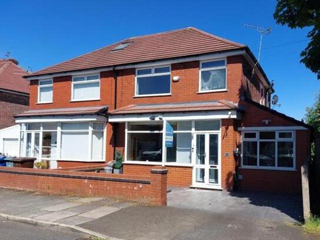 Sunnyfield Road, Prestwich, 4 Bedroom Semi detached