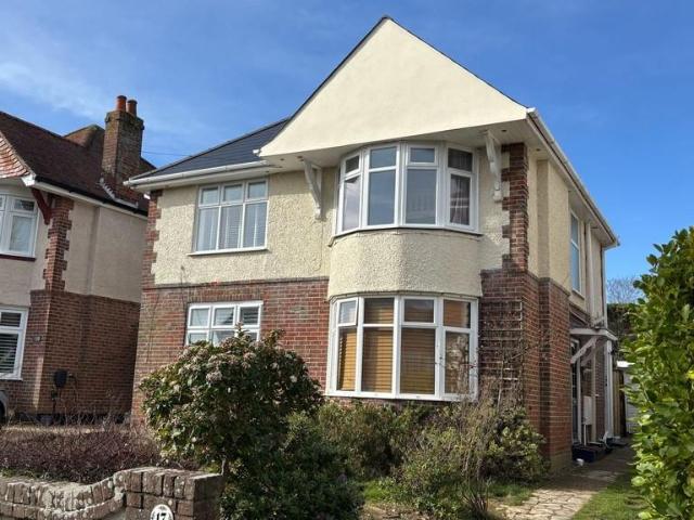 Sunnylands Avenue 2 bed apartment to rent £1,800 pcm £415 pw