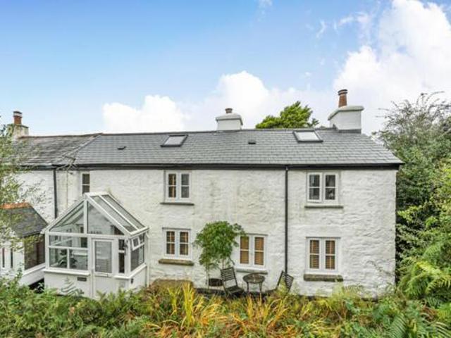 Sunnyside, Common Moor, 3 Bedroom End