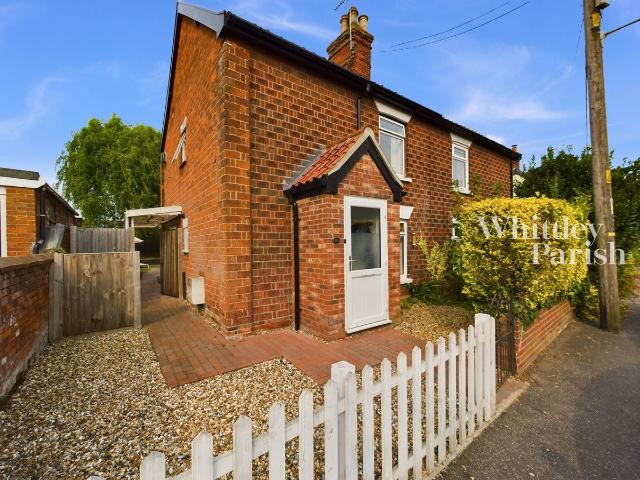 Sunnyside, Diss IP22, 2 bed semi detached house to rent, £900 pcm | PrimeLocation