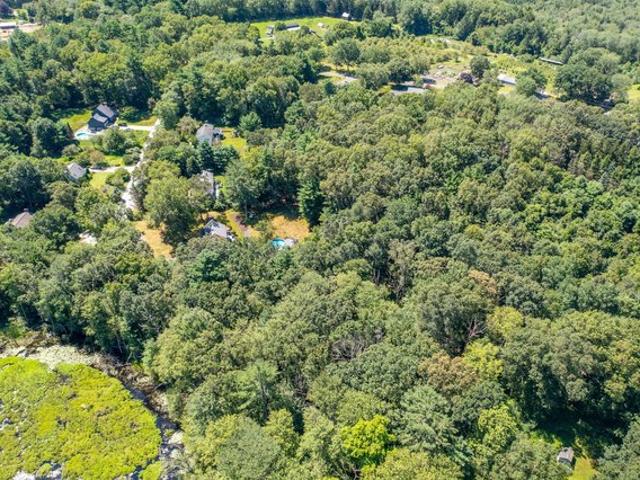 Sunnyside Dr, Thompson, CT 06277