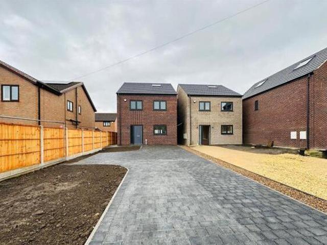 Sunnyside Farm, Thorpe Willoughby, 3 Bedroom Detached