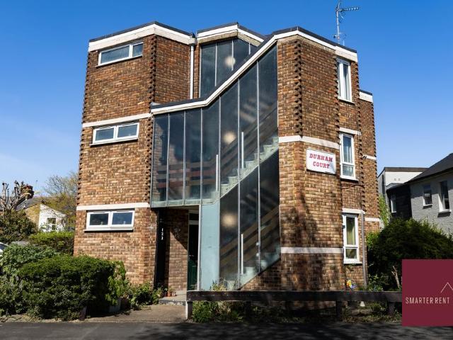 Sunnyside Road, Teddington TW11 1 bed apartment to rent £3,000 pcm £692 pw