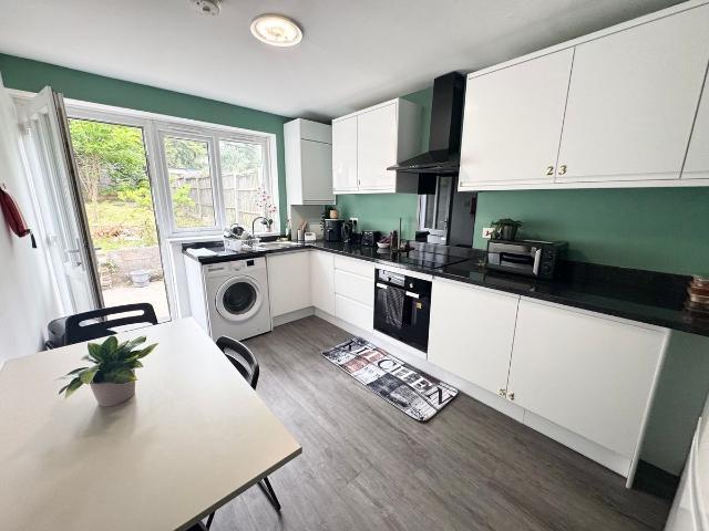 Sunnyside Road, Poole BH12, Room to rent, £600 pcm | PrimeLocation