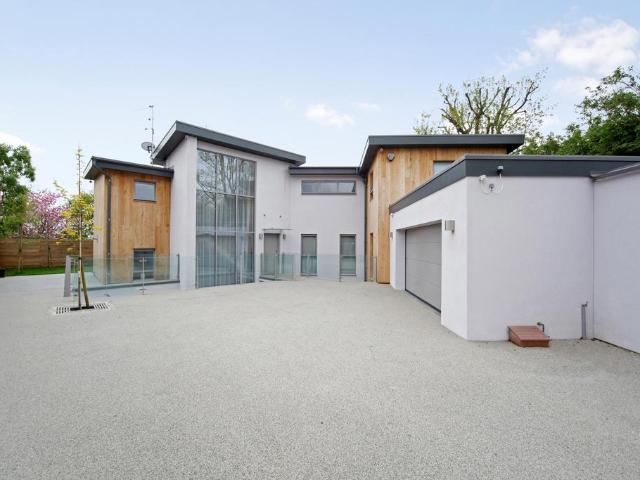 Sunnyside, Wimbledon, London SW19 5 bed detached house to rent £19,500 pcm £4,500 pw