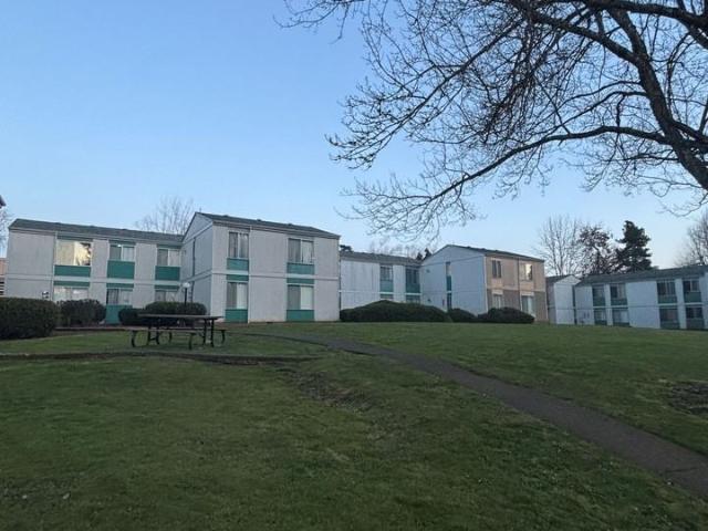 Sunnyside Village Apartments 1 Bedroom Apartment for Rent at 4810 Sunnyside Rd Se, Salem, OR 97302 Morningside