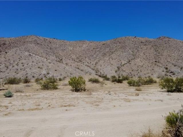 Sunnyslope Dr, Twentynine Palms, CA 92277