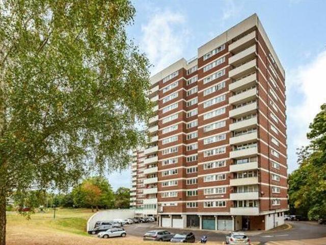 Sunrise Avenue, Parkview House, Hornchurch, 2 Bedroom Apartment