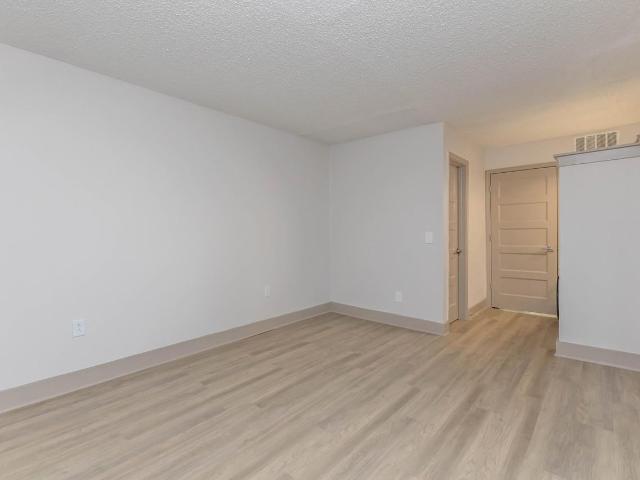 Sunrise Apartments 1 Bedroom Apartment for Rent at 189 Wallace Rd, Nashville, TN 37211