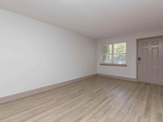 Sunrise Apartments 1 Bedroom Apartment for Rent at 189 Wallace Rd, Nashville, TN 37211