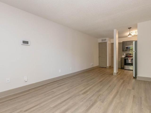 Sunrise Apartments Studio Apartment for Rent at 189 Wallace Rd, Nashville, TN 37211