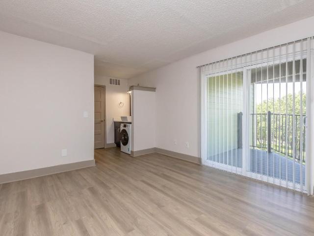 Sunrise Apartments Studio Apartment for Rent at 189 Wallace Rd, Nashville, TN 37211