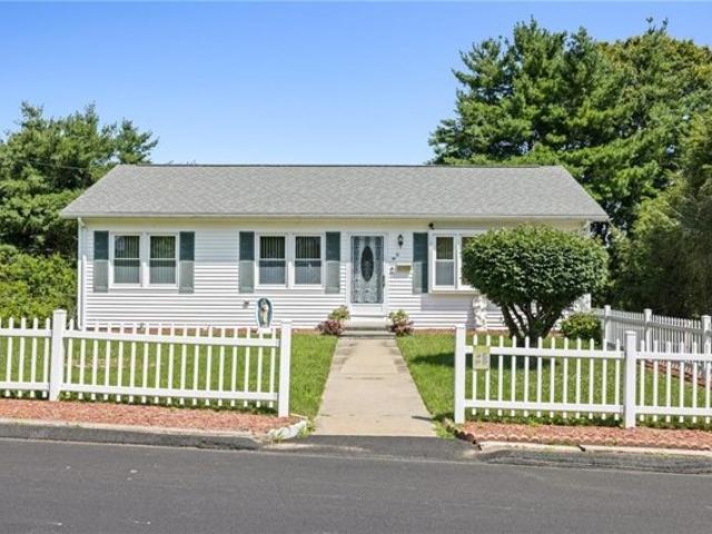 Sunrise Dr, Westerly, Home For Sale