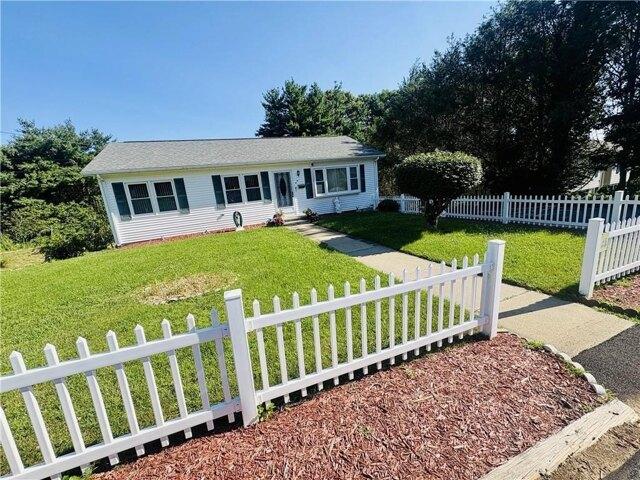 Sunrise Dr, Westerly, Home For Sale