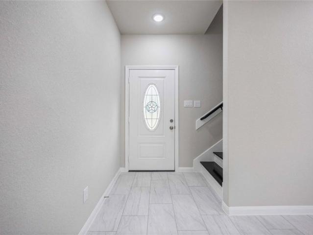 Sunrise Haven B: newly built rooms in Settegast, f