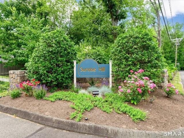Sunrise Hill Ln Unit,norwalk, Home For Sale