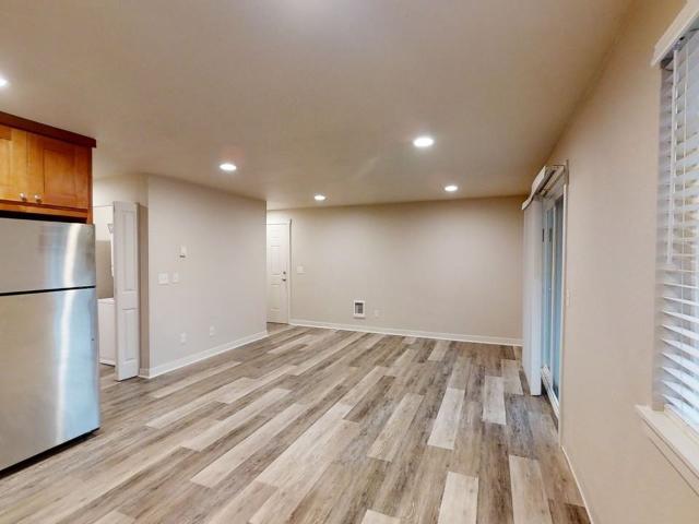 SUNSET COURT APARTMENTS 2 Bedroom Apartment for Rent at 2301 S 74th St, Tacoma, WA 98409 South Tacoma