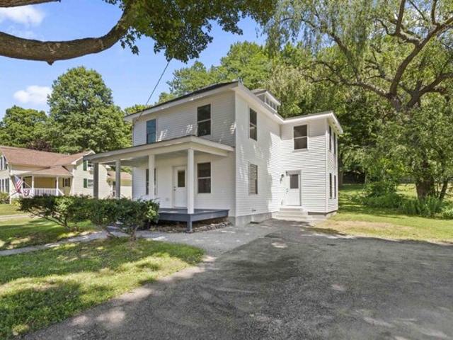 Sunset Ave, Milton, Home For Sale