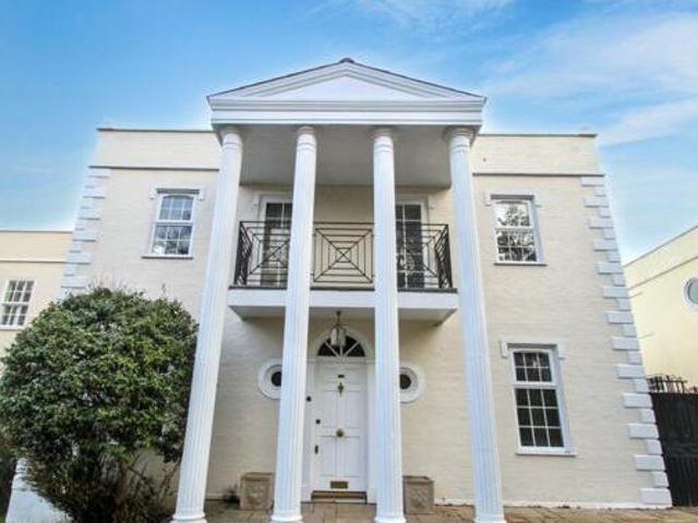 Sunset Avenue, Woodford Green, 4 Bedroom Detached