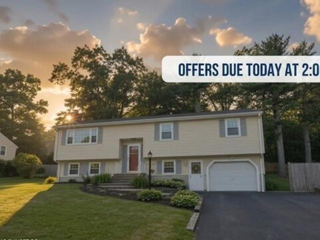 Sunset Dr, Milford, Home For Sale