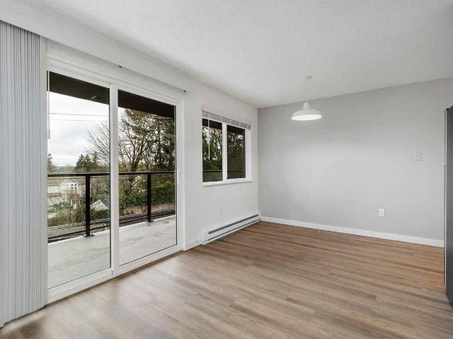 Sunset Flats 3 Bedroom Apartment for Rent at 962 Sunset Blvd Ne, Renton, WA 98056 Sunset