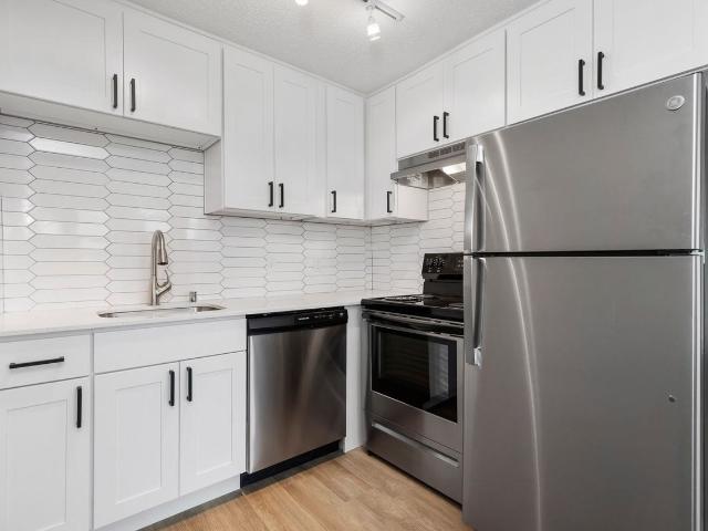 Sunset Flats 2 Bedroom Apartment for Rent at 962 Sunset Blvd Ne, Renton, WA 98056 Sunset
