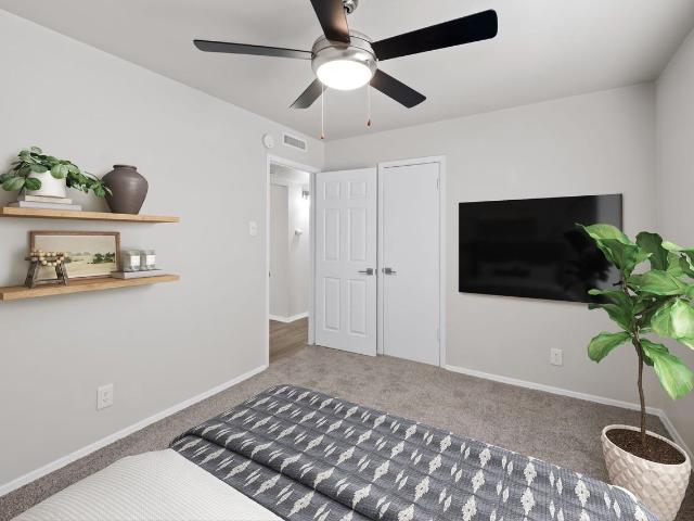 Sunset Heights 2 Bedroom Apartment for Rent at 8222 Gault Ln, San Antonio, TX 78209