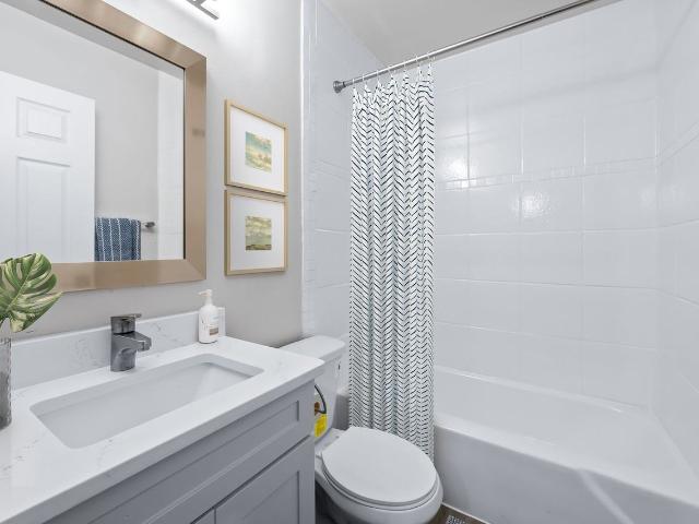 Sunset Heights 3 Bedroom Apartment for Rent at 8222 Gault Lane, San Antonio, TX 78209