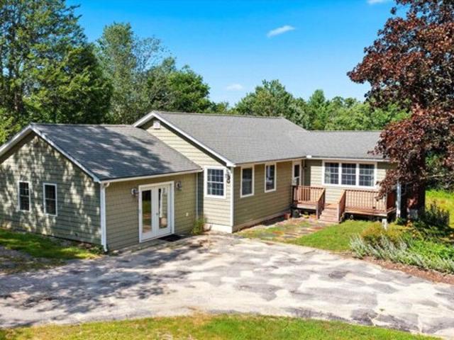 Sunset Hill Rd, Bradford, Home For Sale