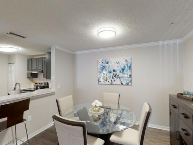 Sunset Lakes 1 Bedroom Apartment for Rent at 1545 Kennedy Blvd, Lakeland, FL 33810