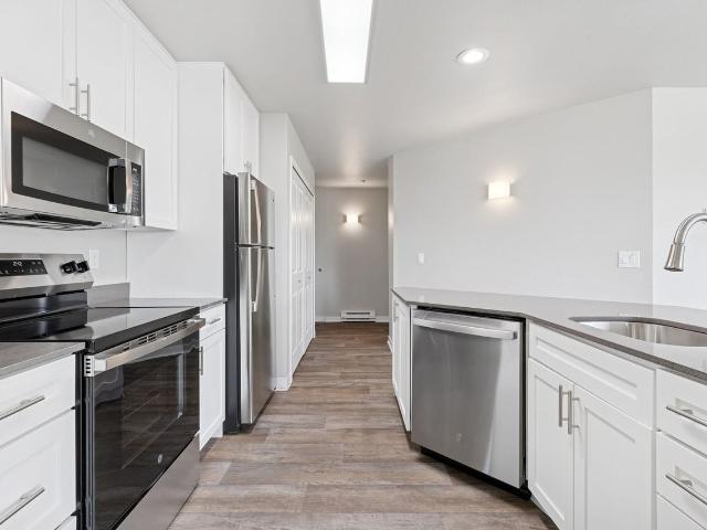 Sunset Summit Apartments 2 Bedroom Apartment for Rent at 7400 Sw Barnes Rd, Cedar Mill, OR 97225 Cedar Hills Cedar Mill