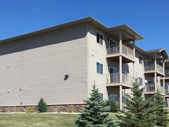 Sunset Pointe Apartments