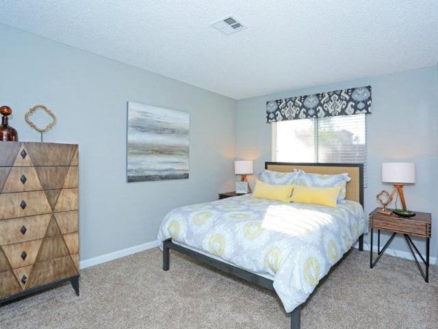 Sunset Pointe Apartments Studio Apartment for Rent at 2255 E Sunset Rd, Las Vegas, NV 89119