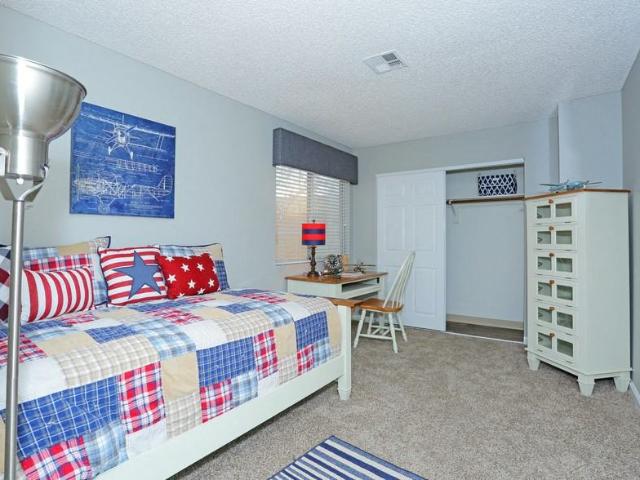 Sunset Pointe Apartments Studio Apartment for Rent at 2255 E Sunset Rd, Las Vegas, NV 89119