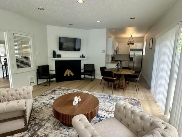 Sunset Park Apartments 2 Bedroom Apartment for Rent at 11202 2nd Ln Sw, Seattle, WA 98146