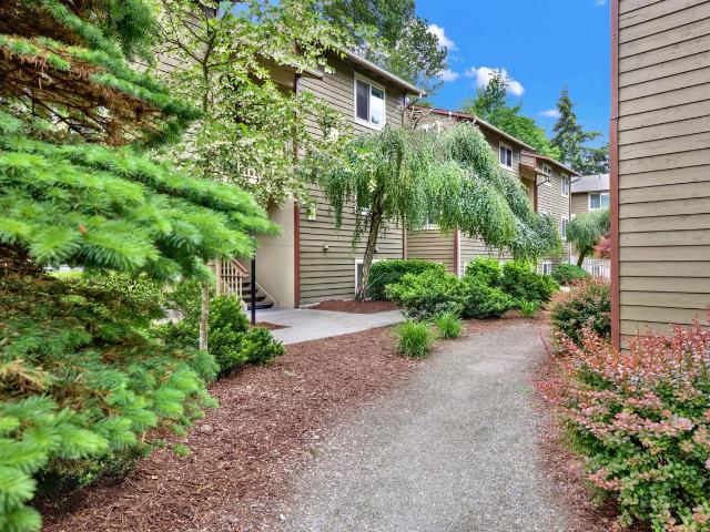 Sunset Park Apartments 2 Bedroom Apartment for Rent at 11202 2nd Ln Sw, Seattle, WA 98146