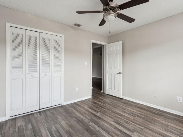 Sunset Place Studio Apartment for Rent at 5953 Curry Ford Rd, Orlando, FL 32822 Engelwood Park