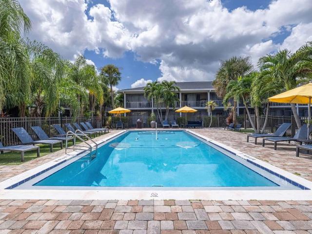 Sunset Place Studio Apartment for Rent at 5953 Curry Ford Rd, Orlando, FL 32822 Engelwood Park