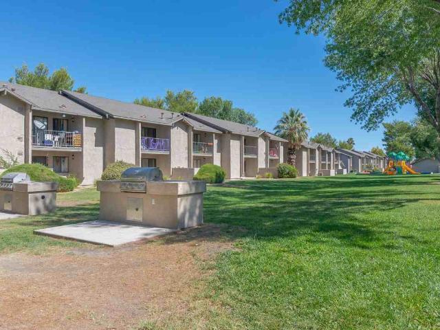 Sunset Ridge Apartments 2 Bedroom Apartment for Rent at 43436 16th St W, Lancaster, CA 93534