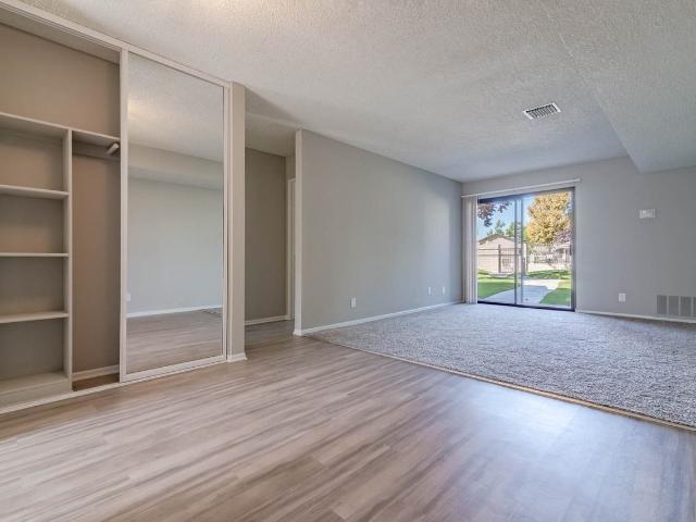 Sunset Ridge Apartments 2 Bedroom Apartment for Rent at 43436 16th St W, Lancaster, CA 93534