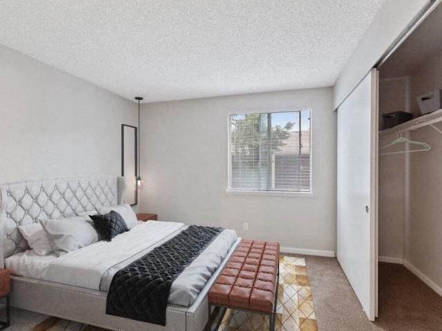 Sunset Three Twenty 3 Bedroom Apartment for Rent at 1901 Sw 320th St, Federal Way, WA 98023