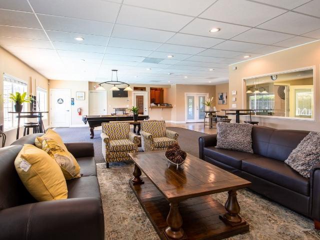 Sunset Village Apartments 1 Bedroom Apartment for Rent at 1611 Madrone Ave, West Sacramento, CA 95691